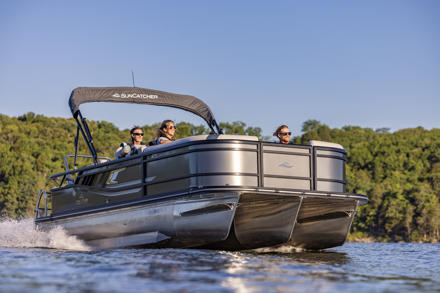 Construction - SunCatcher Pontoons